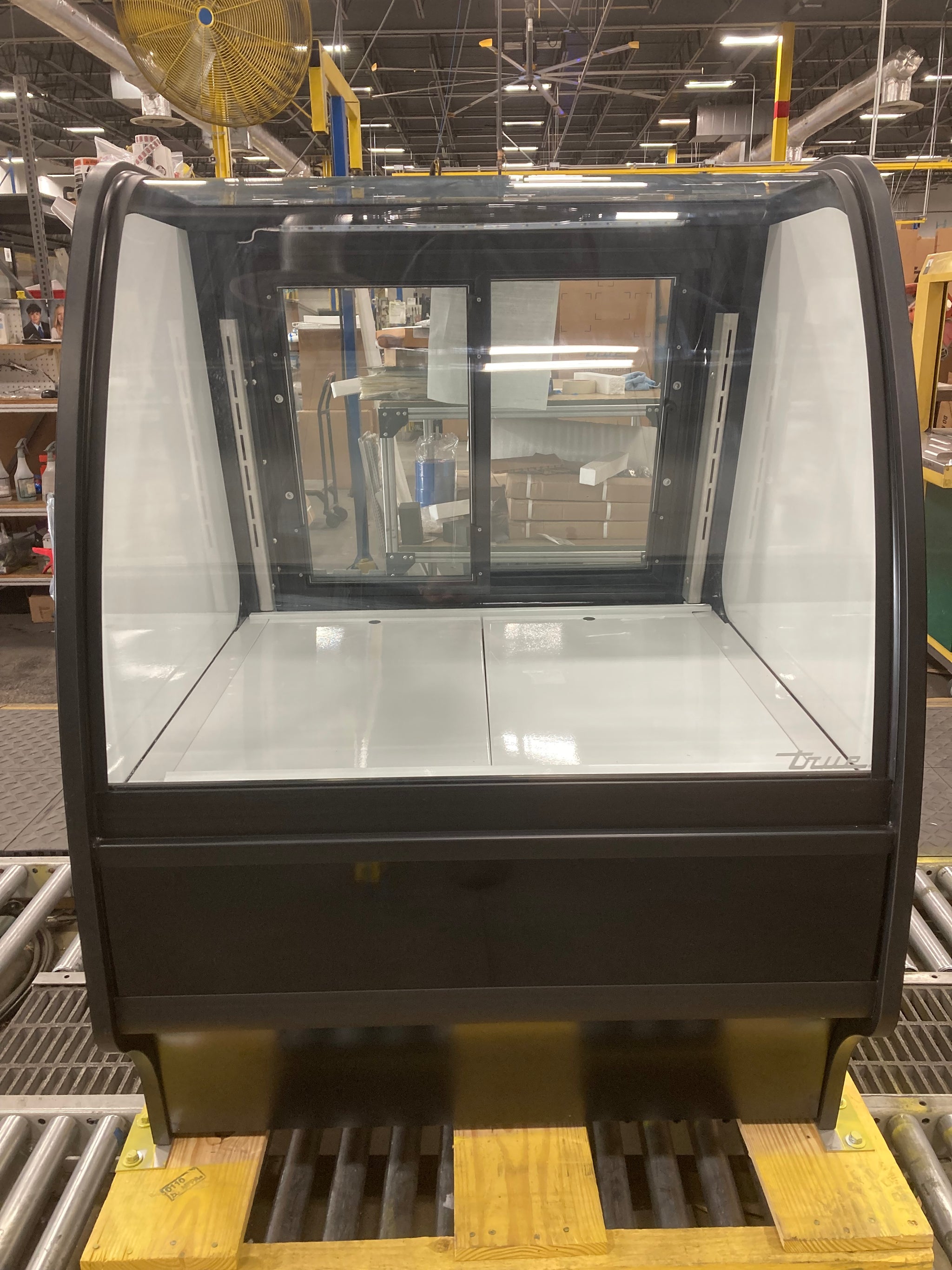 True® Outlet | Factory-Direct Deals on Commercial Coolers — True Outlet